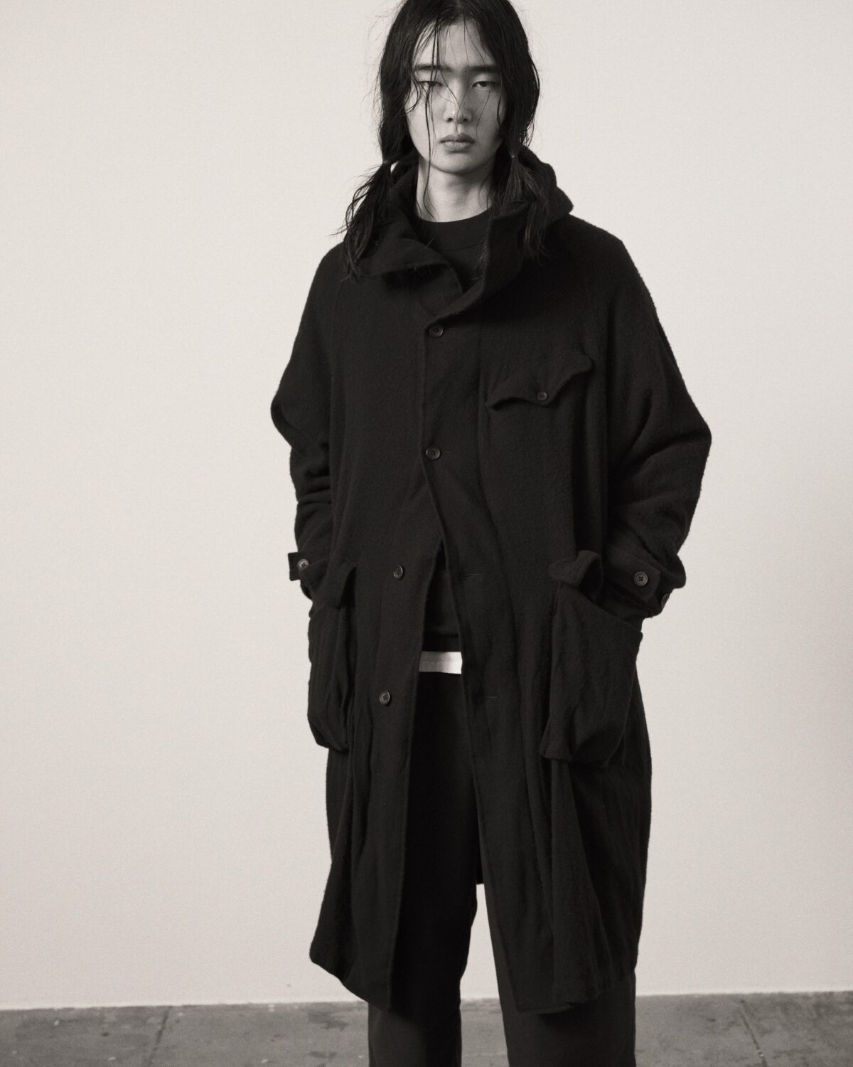 24AW LOOKBOOK – tohnai official site